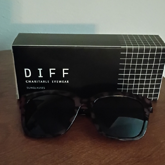 Diff Eyewear | Accessories | Diff Black Sunglasses | Poshmark